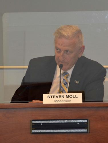 Mayoral candidates square off in debate, tout themselves, chide each ...