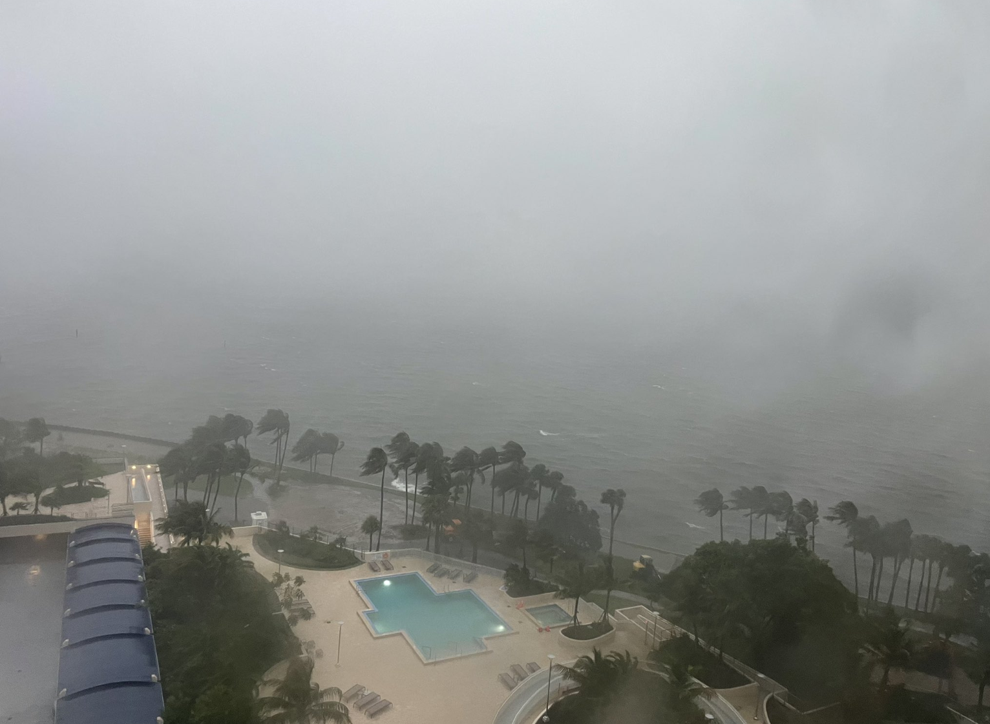 No-Name storm causes "extreme" flooding on the island, triggers Flash ...