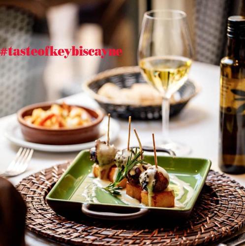 Wednesday dining on Key Biscayne | Taste of Key Biscayne | islandernews.com