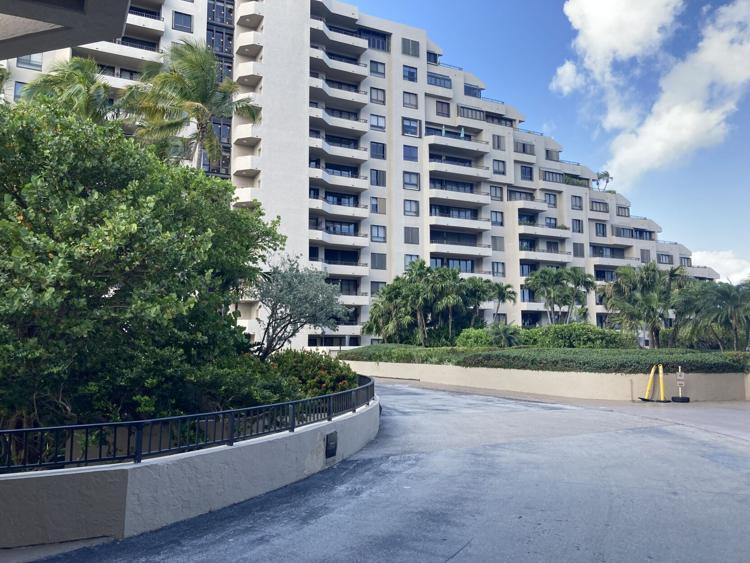 Florida HOA reform bill could allow homeowners to dissolve associations ...