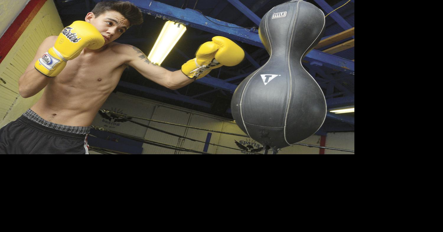 Muñoz to make pro boxing debut | Local Sports | ivpressonline.com