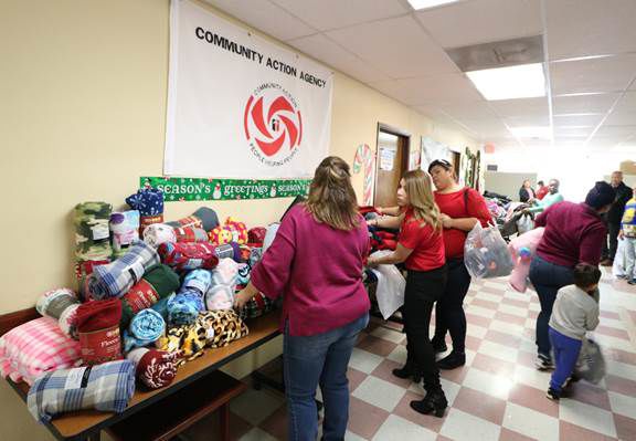 IID children’s holiday clothing drive warms hearts | Local News ...