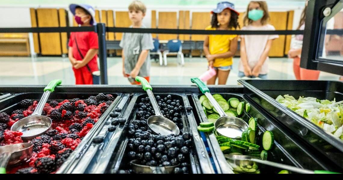 Une entreprise agricole et le centre de vulgarisation de l'UC reçoivent ...