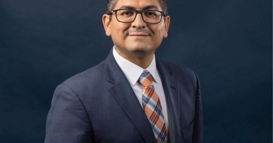 El Centro Mayor steps down | Featured | ivpressonline.com