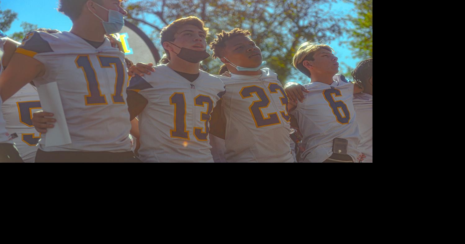 Brawley celebrates the Victory Bell | Brawley | ivpressonline.com