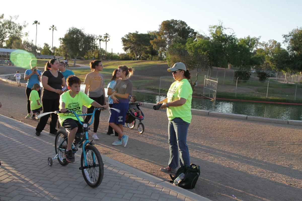 El Centro's Bucklin Park lights up for Glow in the Park 5K | Local News ...