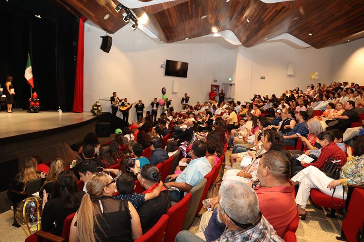 Realiza IVC ceremonia de graduación en Mexicali | Adelante Valle ...