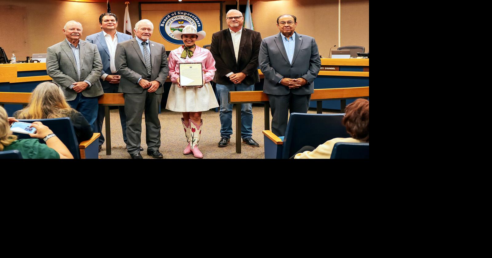 Supervisors honor Miss Rodeo California | Featured | ivpressonline.com