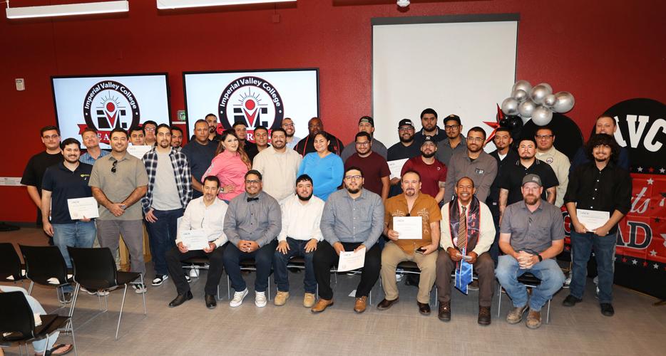 Concluyen alumnos curso de litio en IVC | Adelante Valle ...