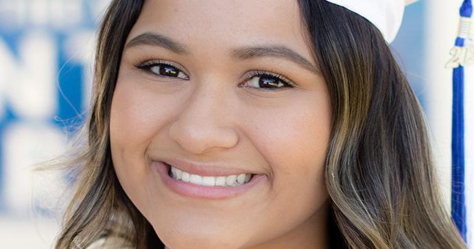 Alcala, Amanda | Virtual Graduations | ivpressonline.com