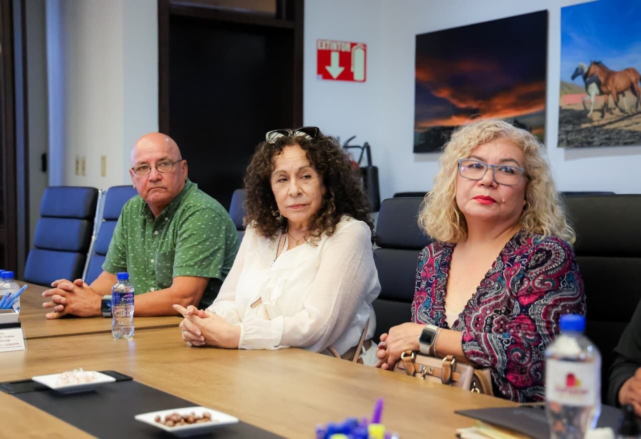 MEXICALI BRIEFS: Over 100 business and engineering graduates earn dual ...