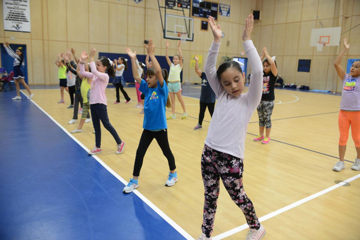 Mini Cheer Camp at VMCHS | Photos | ivpressonline.com