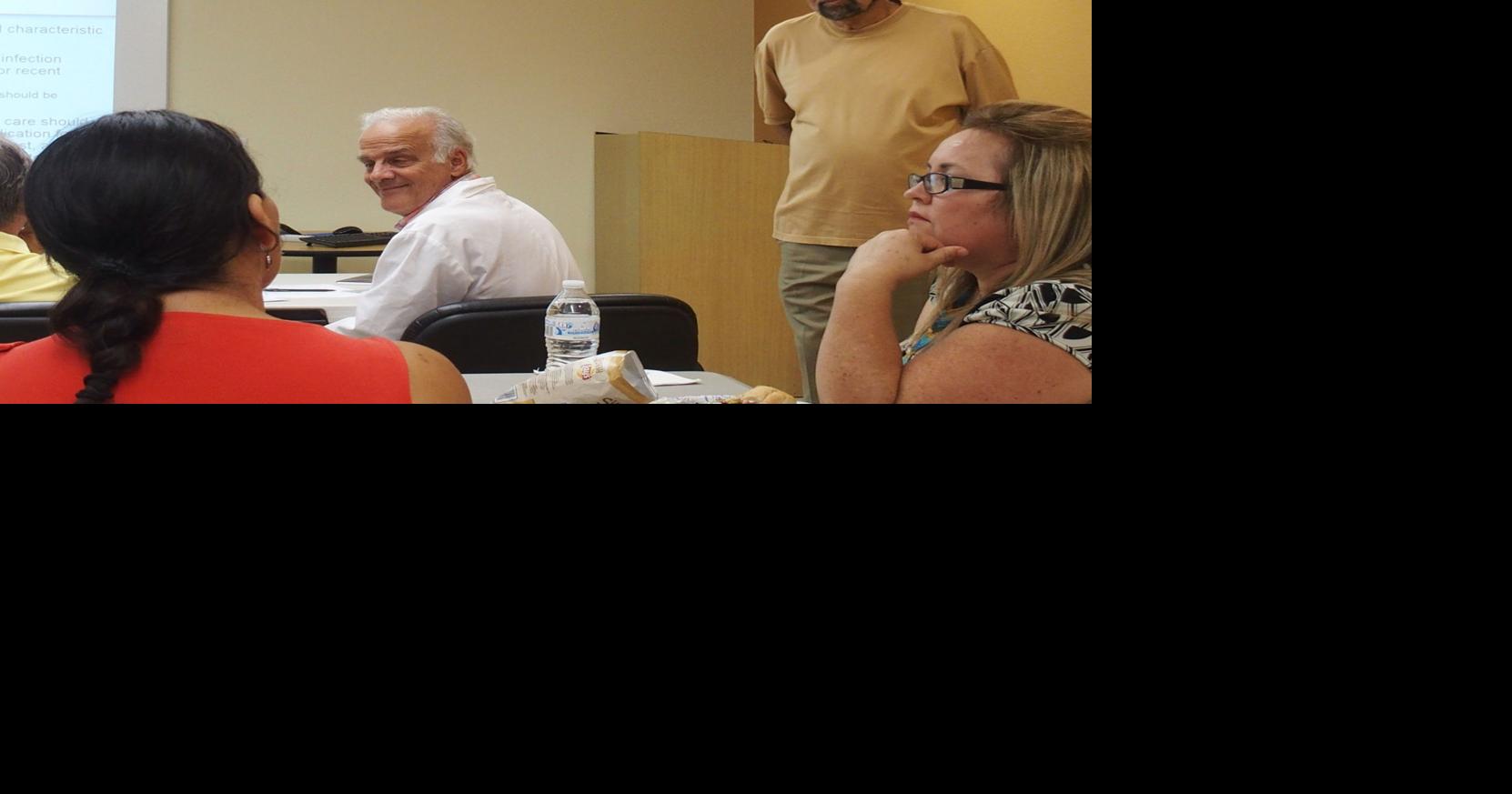 Renowned doctor Wilbert Jordan visits Valley clinic to discuss HIV ...