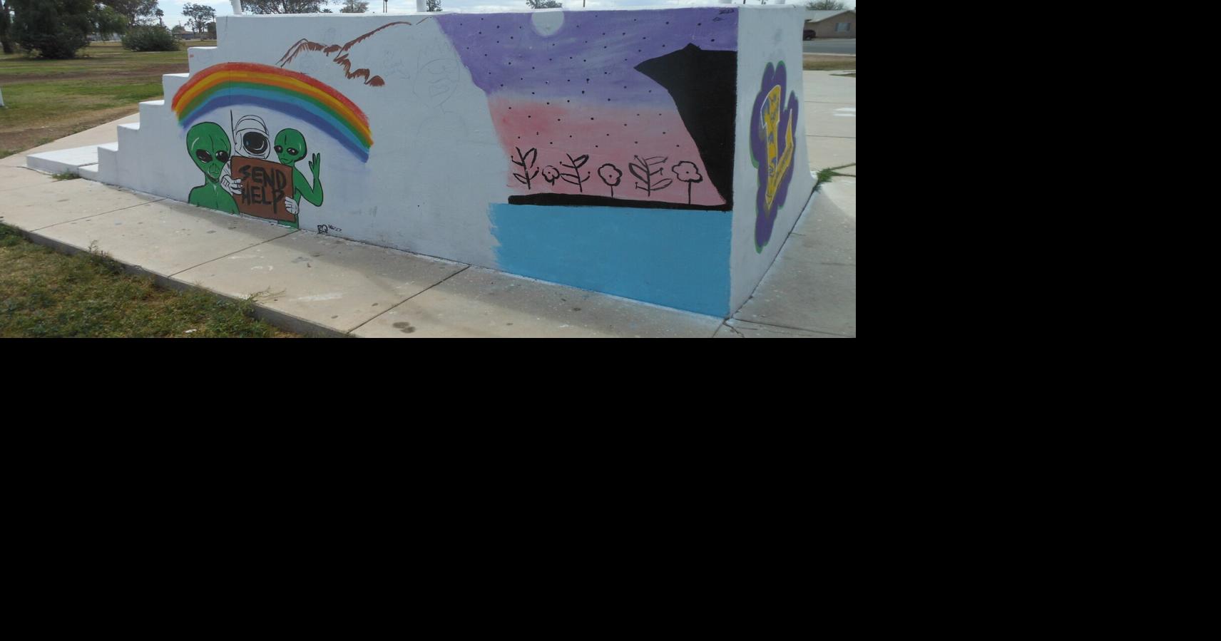 Exigen en Calipatria resolver problemas de graffiti | Adelante Valle ...