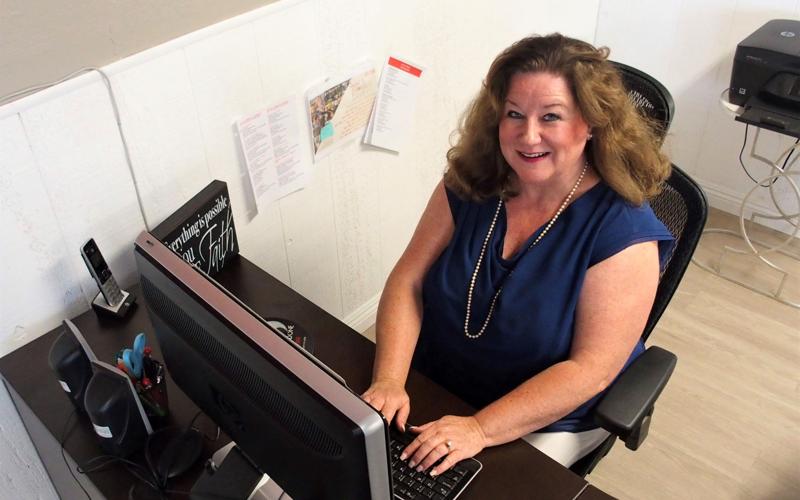 Susan Paradis: Filling in the big picture | Valley Women ...