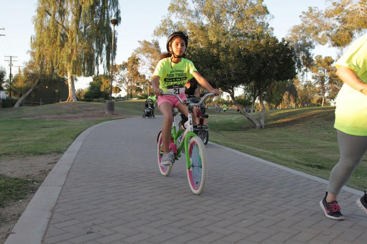 El Centro's Bucklin Park lights up for Glow in the Park 5K | Local News ...