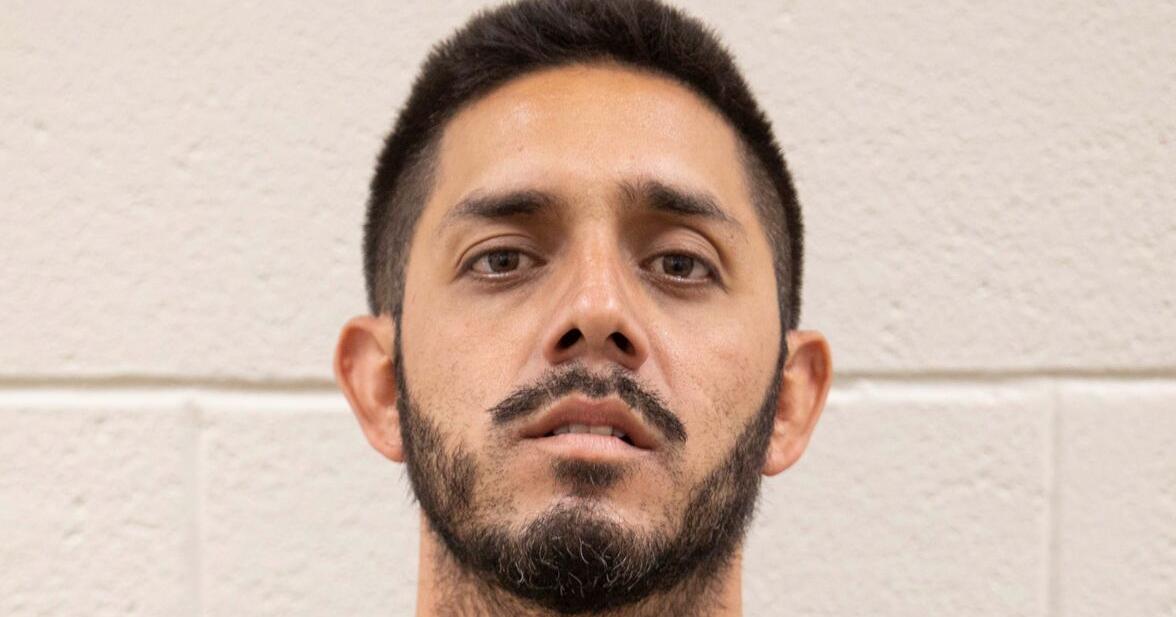 VALLEY BRIEFS: Agents arrest Paisa gang member | Open | ivpressonline.com