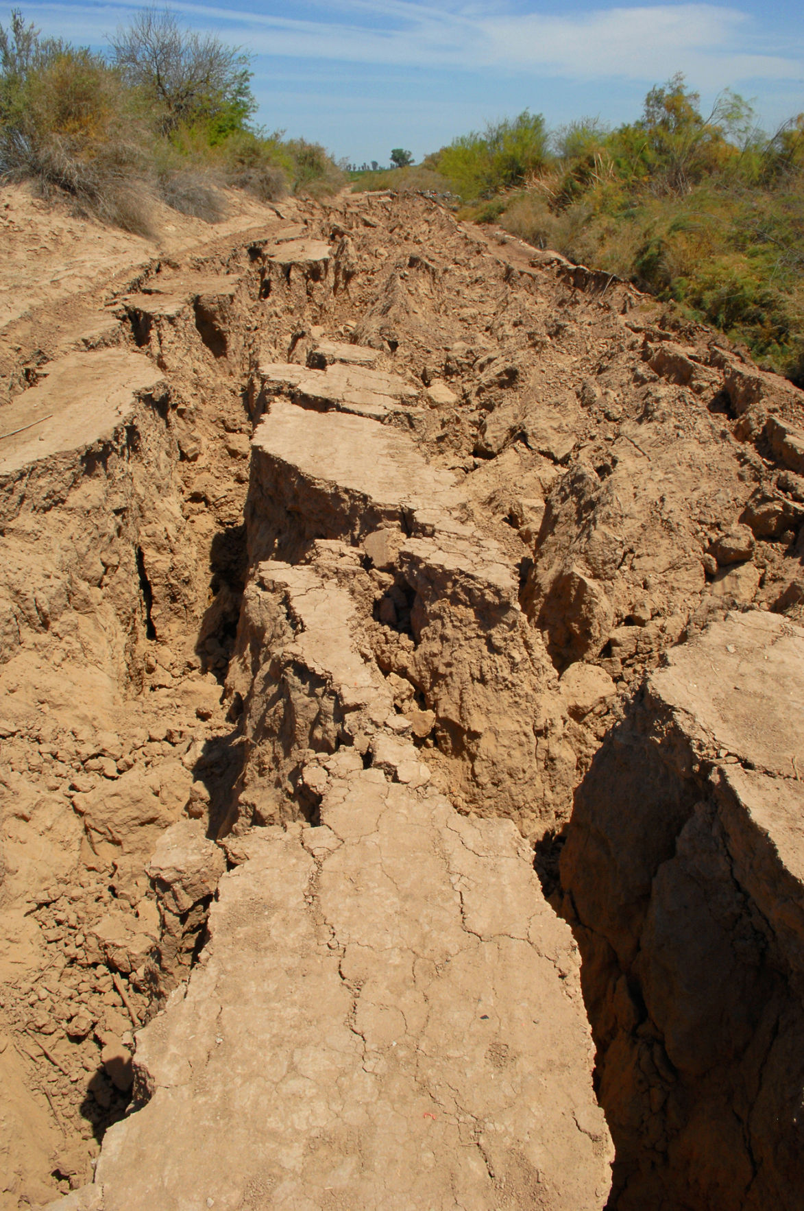 Easter earthquake damage | Photos | ivpressonline.com