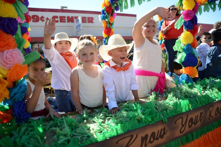 Carrot Festival Parade shows off Holtville pride | Local News ...