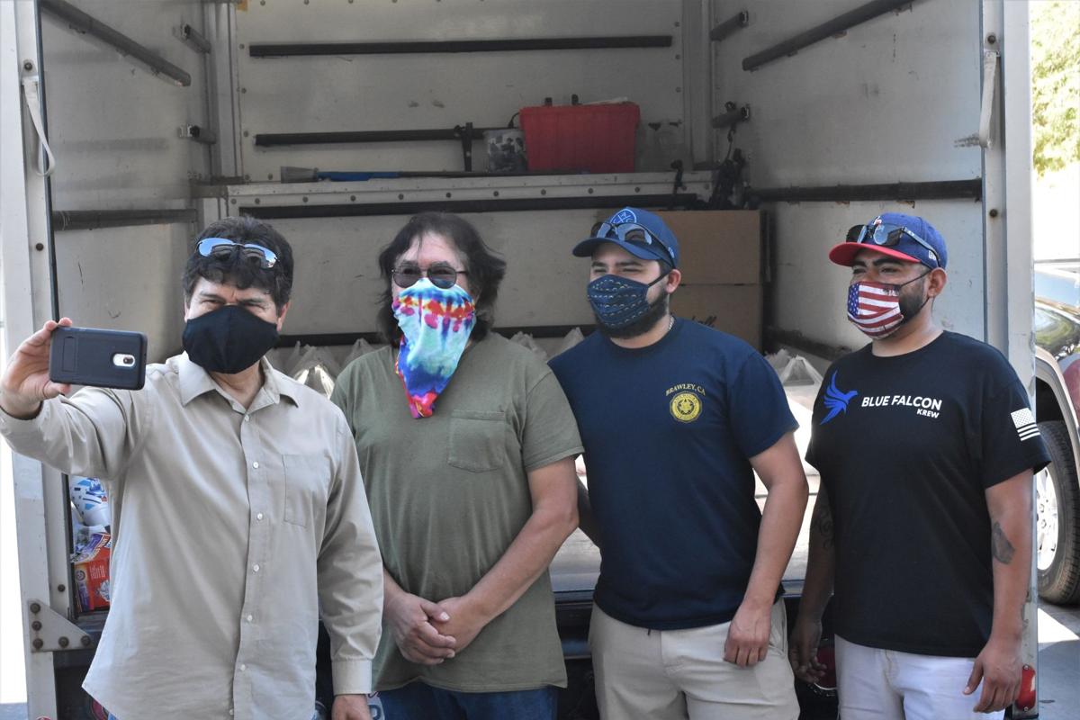 Collective effort gets hot meals to Niland fire victims | Local News ...