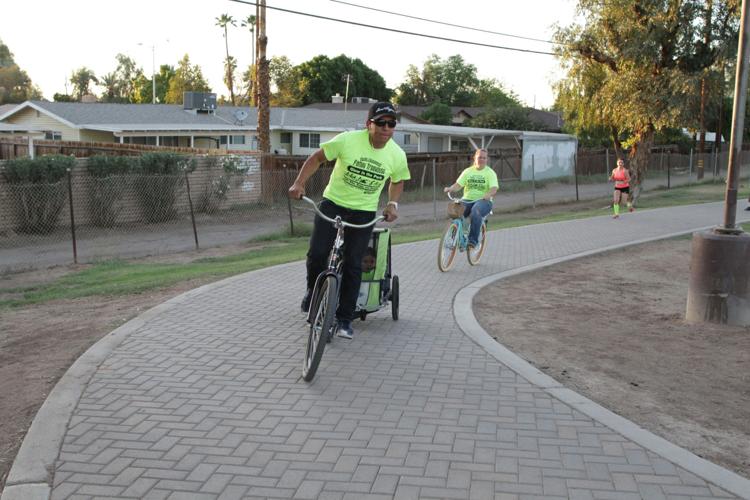 El Centro's Bucklin Park lights up for Glow in the Park 5K | Local News ...