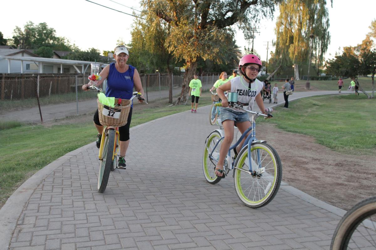 El Centro's Bucklin Park lights up for Glow in the Park 5K | Local News ...