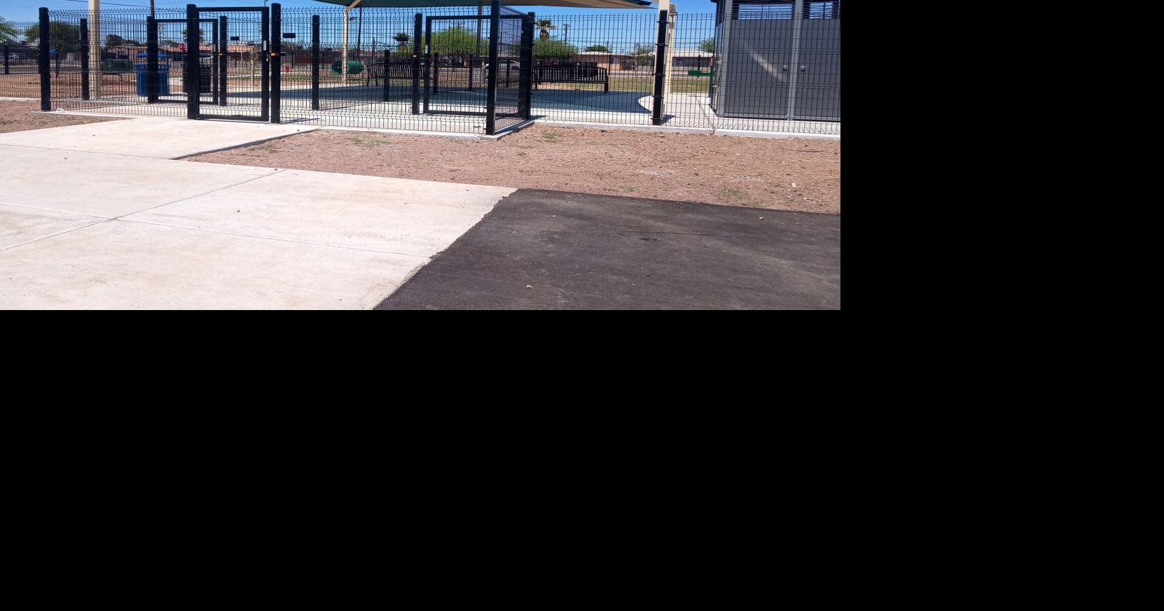 Bark Park leash cutting | Local News | ivpressonline.com