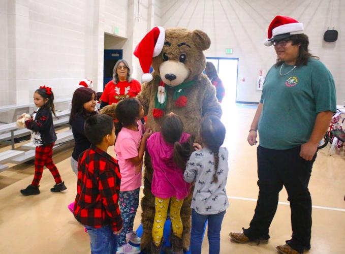 Calipatria prison Tootsie Tree Drive provides students with a Christmas ...