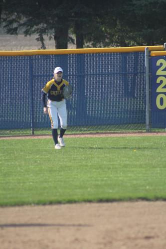 All-EWC Softball: NH's Woelfel named POY | Sports | iwantthenews.com