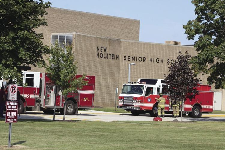 2 New Holstein schools evacuated for reported smell of smoke | Local ...