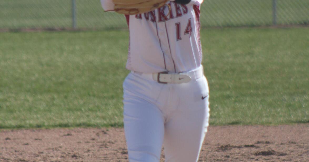 All-EWC Softball: Valders Hochkammer is POY | Sports | iwantthenews.com