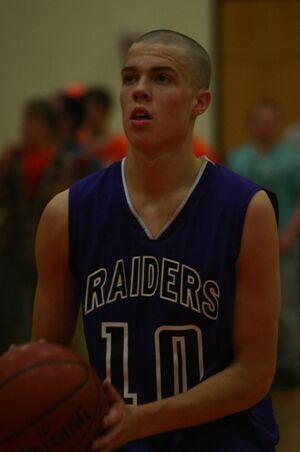 Kiel boys win crucial EWC opener | Sports | iwantthenews.com