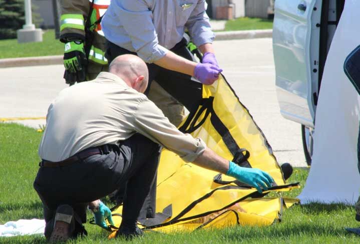 Mock crash staged at CHS | Archives | iwantthenews.com