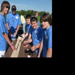 Quarters circle track over 2 times around | Local News | iwantthenews.com