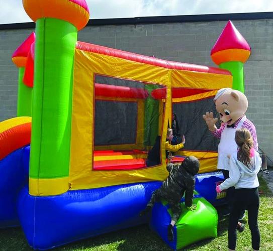 Piggly Wiggly hosts bike rodeo, grand opening for new owners | Local ...