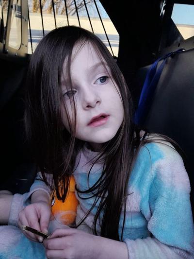 UPDATE: Kiel Police reconnect lost girl with family | | iwantthenews.com