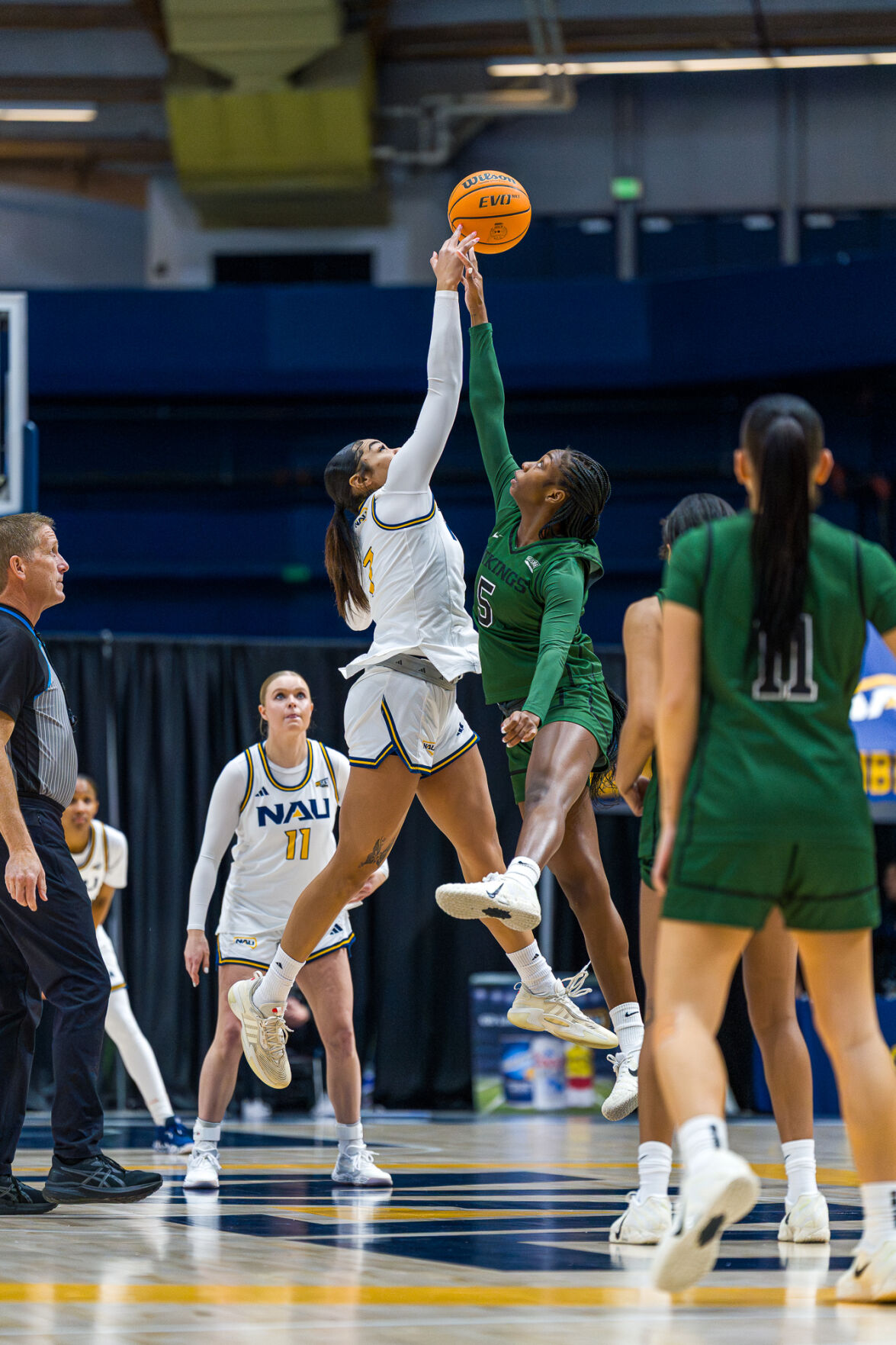 Lumberjacks take down Vikings at home, 80-68 | Sports | jackcentral.org