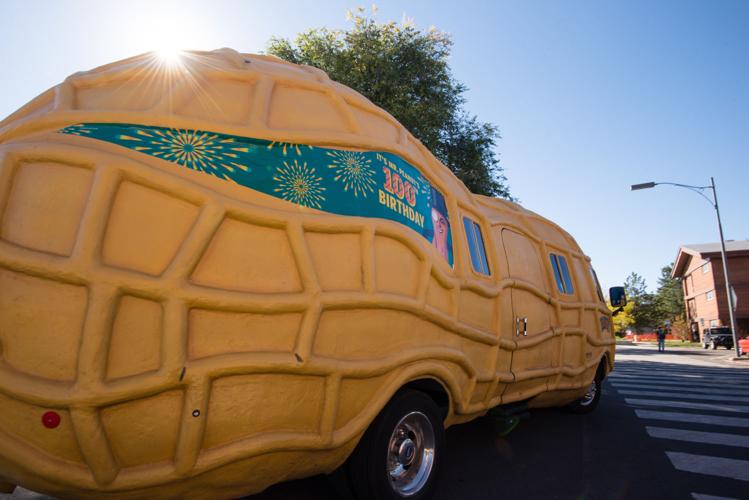 The Planters Nutmobile visits Flagstaff | Gallery | jackcentral.org