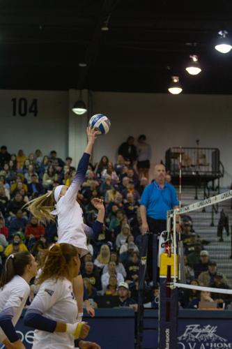 NAU volleyball takes fifth set against Northern Colorado | Sports ...