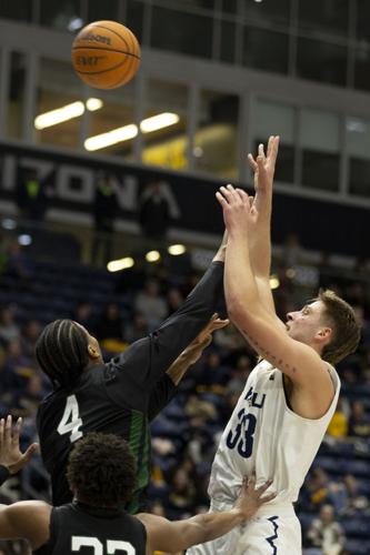 NAU loses to Portland State on a miracle, 88-87 | Sports | jackcentral.org
