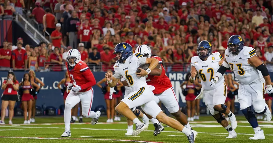 Lumberjacks battle No. 20 Wildcats, fall 22-10 | Sports | jackcentral.org