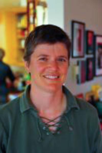 Laura Burrus speaks to students as CEFNS dean candidate | News ...