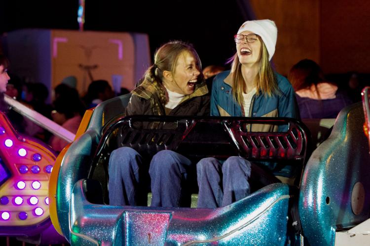 Ringing in Homecoming with carnival in the cold | Culture | jackcentral.org