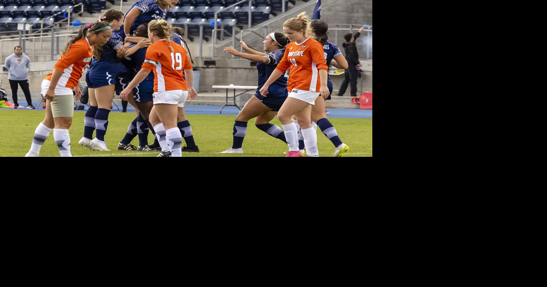 Lumberjacks dominate tense match, defeat Bengals 4-1 on senior day ...