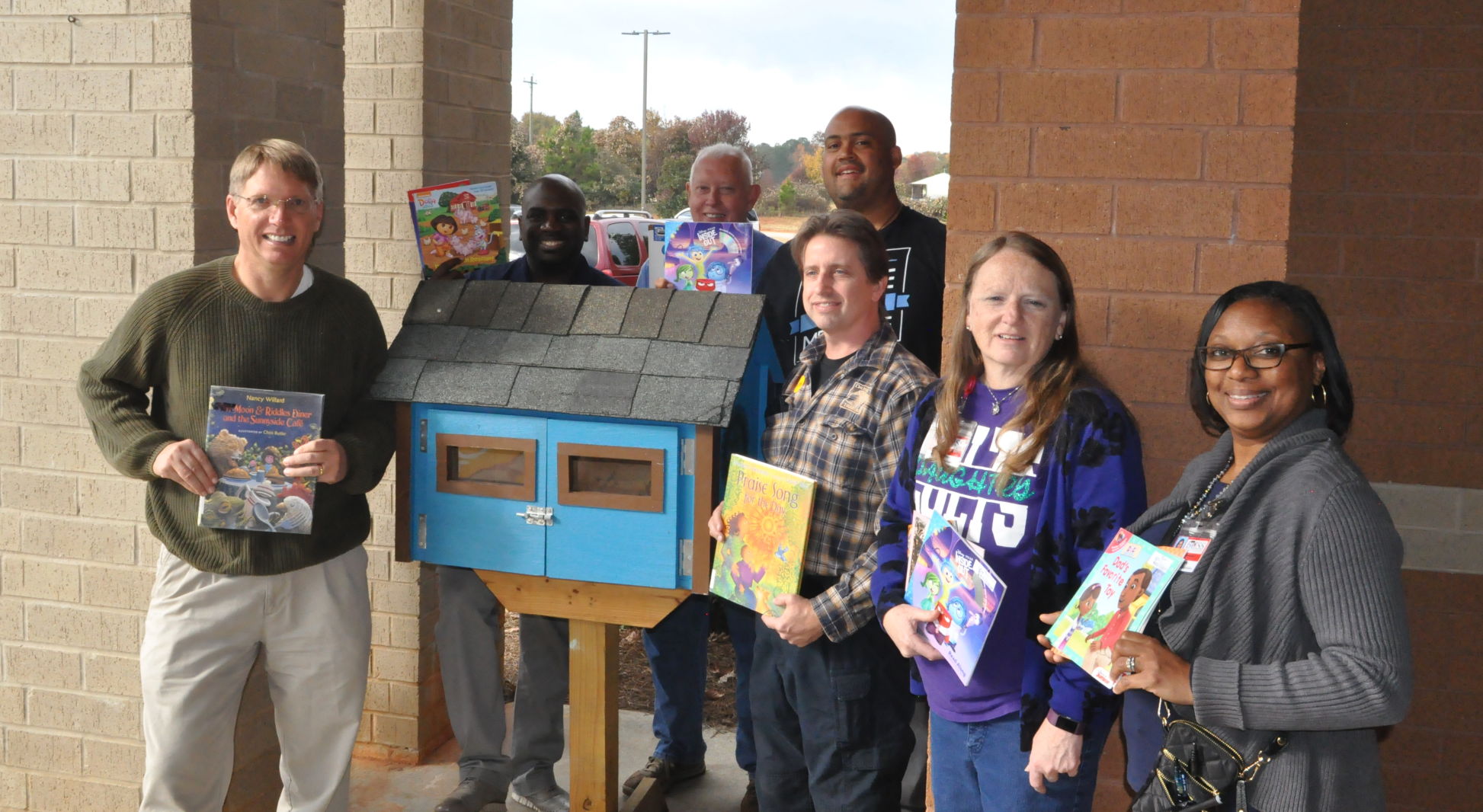 Daughtry Elementary gets Little Free Library | Features ...