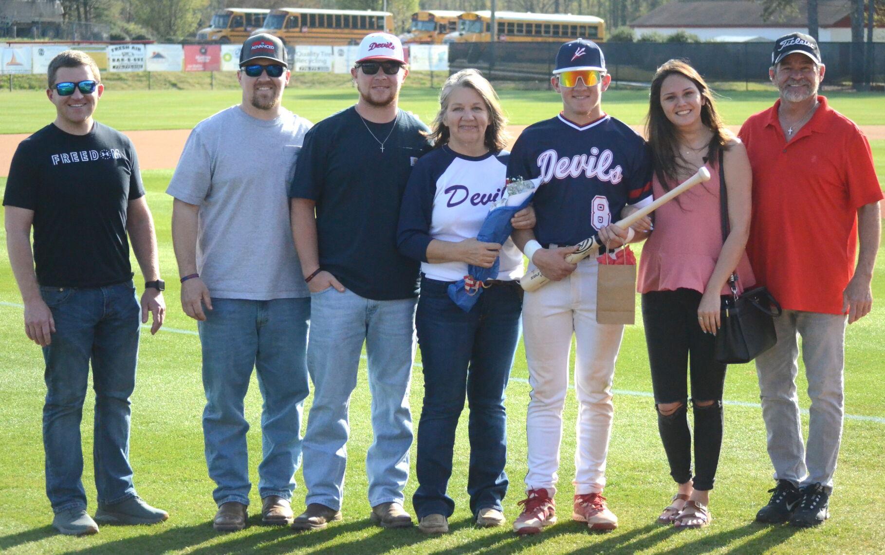 Jackson Red Devils baseball team honors seniors with 16-4 win over ...
