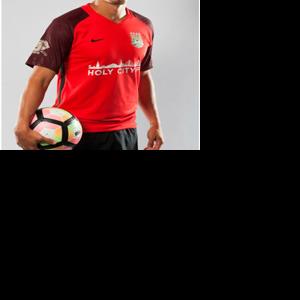 Comunidad deportista de New Orleans celebran la contratación de Justin ...