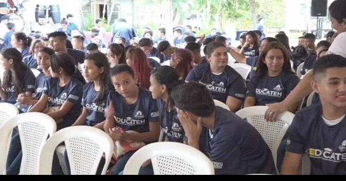 135 hondureños cumplen sus sueños de finalizar la educación media con ...