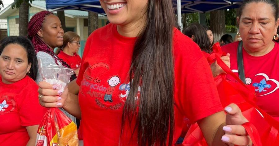 Navidad para niños hondureños CRC We care We share | | jambalayanews.com