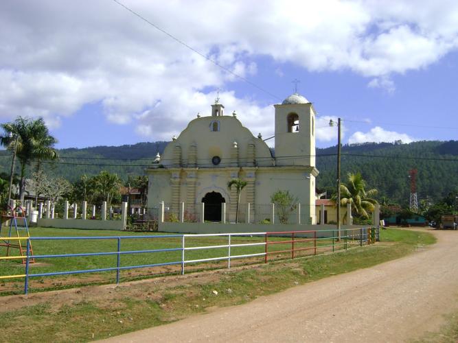 Destinos de Honduras: La Casa de árbol en el municipio de Jocón, Yoro ...